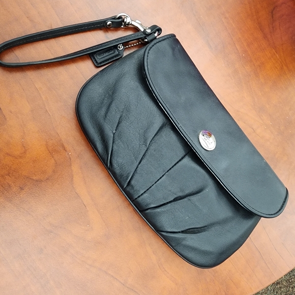 Coach | Bags | Coach Leather Purse Wristlet 9x6 | Poshmark